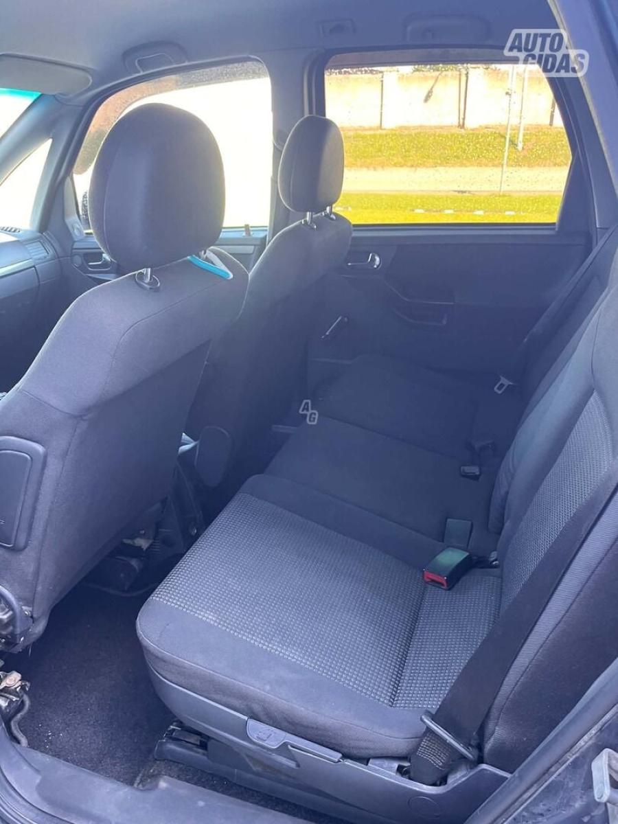 Opel Meriva 2008 in Silute, with an engine capacity of 1.70 L and mileage of 299 thousand km for 950 €, photo 12 on AUTOMOTO.COM.LV
