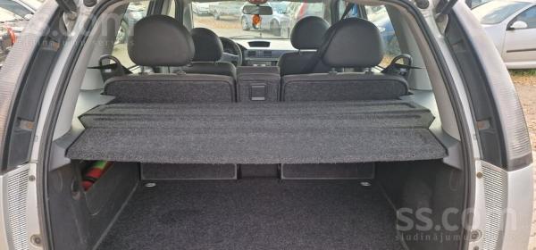 Opel Meriva 2009 in Valmiera, with an engine capacity of 1.40 L and mileage of 299 thousand km for 1450 €, photo 11 on AUTOMOTO.COM.LV
