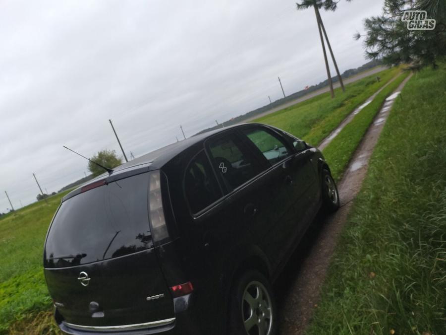 Opel Meriva 2009 in Birzai, with an engine capacity of 1.30 L and mileage of 205 thousand km for 2450 €, photo 5 on AUTOMOTO.COM.LV