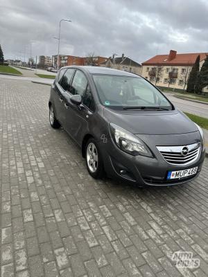 Opel Meriva 2010 Kretinga, ar dzinēja tilpumu 1.70 L un nobraukumu 293 tūkst. km par 4000 €, foto 2 vietnē AUTOMOTO.COM.LV