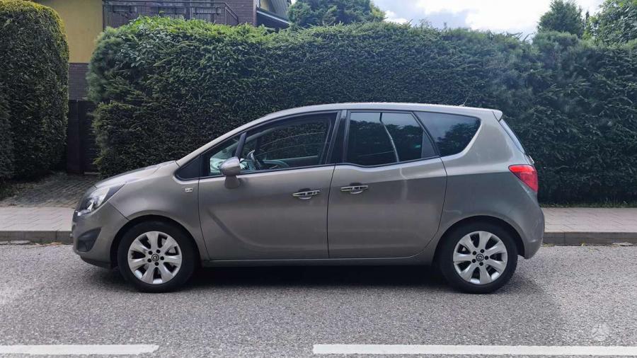 Opel Meriva 2010 Viļņa, ar dzinēja tilpumu 1.36 L un nobraukumu 193 tūkst. km par 3100 €, foto 6 vietnē AUTOMOTO.COM.LV
