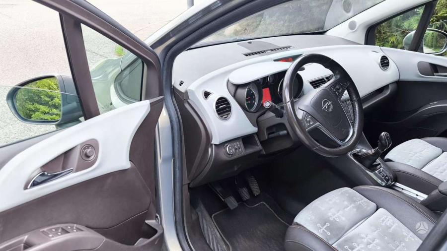 Opel Meriva 2010 Viļņa, ar dzinēja tilpumu 1.36 L un nobraukumu 193 tūkst. km par 3100 €, foto 13 vietnē AUTOMOTO.COM.LV
