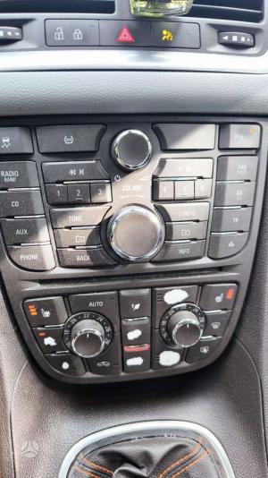 Opel Meriva 2010 Viļņa, ar dzinēja tilpumu 1.36 L un nobraukumu 193 tūkst. km par 3100 €, foto 21 vietnē AUTOMOTO.COM.LV