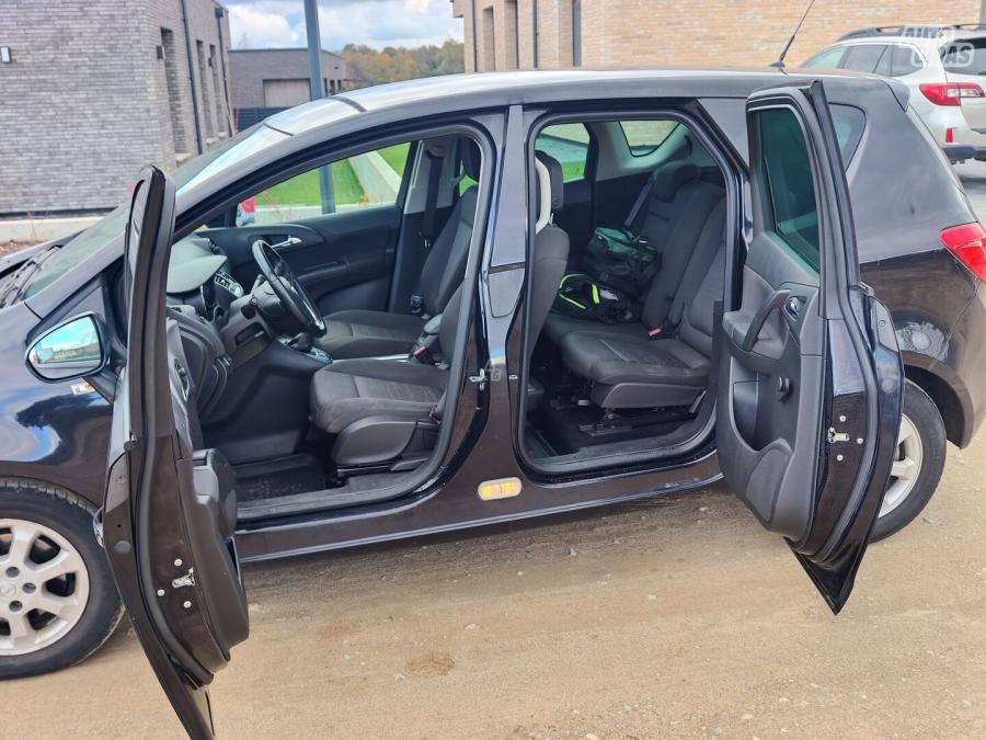 Opel Meriva 2010 in Vilnius, with an engine capacity of 1.60 L and mileage of 137 thousand km for 1500 €, photo 7 on AUTOMOTO.COM.LV