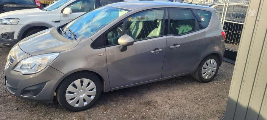 Opel Meriva 2011 Kauņa, ar dzinēja tilpumu 1.69 L un nobraukumu 222 tūkst. km par 3150 €, foto 4 vietnē AUTOMOTO.COM.LV