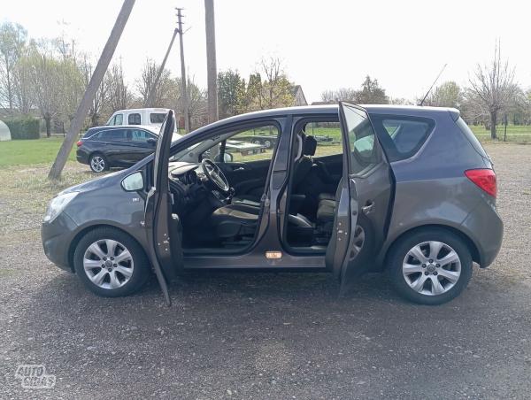 Opel Meriva 2011 in Sakiai, with an engine capacity of 1.40 L and mileage of 239 thousand km for 3200 €, photo 6 on AUTOMOTO.COM.LV