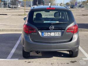 Opel Meriva 2011 in Vilnius, with an engine capacity of 1.30 L and mileage of 203 thousand km for 2700 €, photo 5 on AUTOMOTO.COM.LV