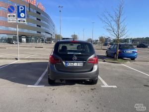 Opel Meriva 2011 in Vilnius, with an engine capacity of 1.30 L and mileage of 203 thousand km for 2700 €, photo 7 on AUTOMOTO.COM.LV