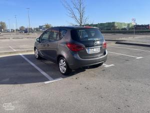 Opel Meriva 2011 in Vilnius, with an engine capacity of 1.30 L and mileage of 203 thousand km for 2700 €, photo 9 on AUTOMOTO.COM.LV