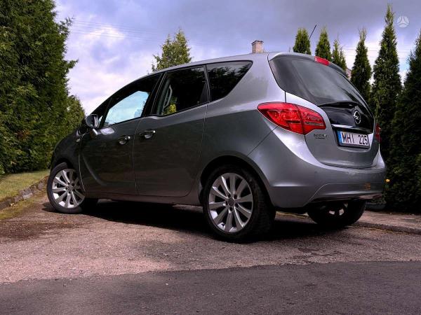 Opel Meriva 2011 Viļņa, ar dzinēja tilpumu 1.70 L un nobraukumu 251 tūkst. km par 3990 €, foto 5 vietnē AUTOMOTO.COM.LV