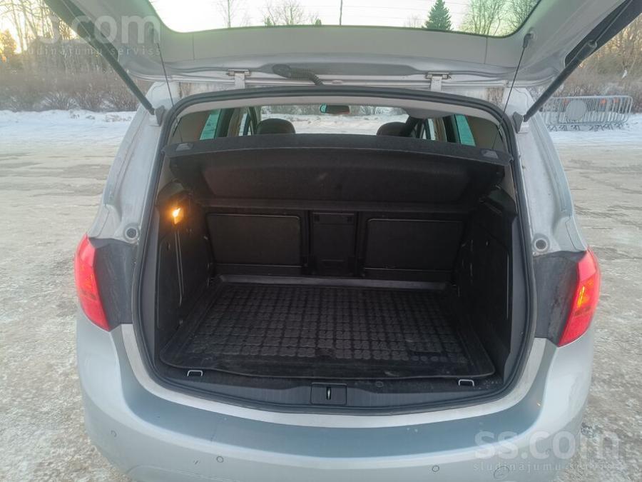 Opel Meriva 2012 Rīga, ar dzinēja tilpumu 1.70 L un nobraukumu 220 tūkst. km par 2900 €, foto 5 vietnē AUTOMOTO.COM.LV