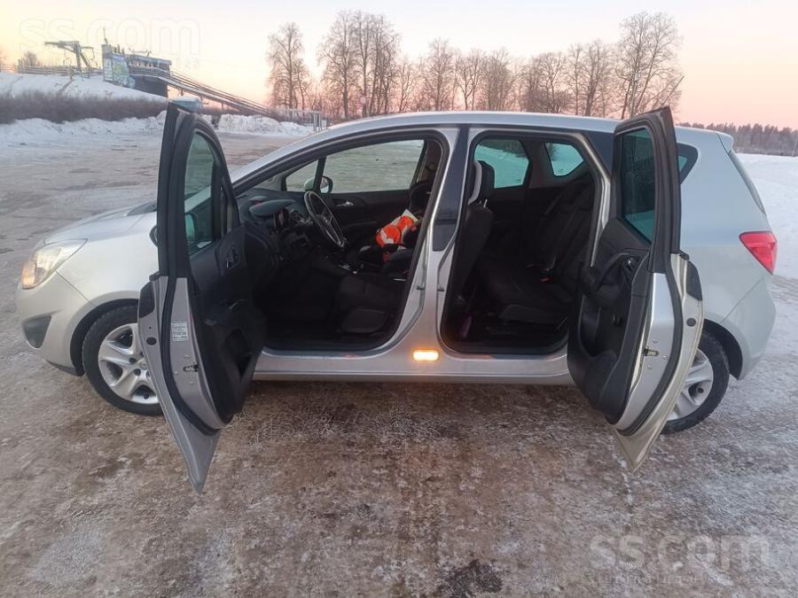 Opel Meriva 2012 Rīga, ar dzinēja tilpumu 1.70 L un nobraukumu 220 tūkst. km par 2900 €, foto 6 vietnē AUTOMOTO.COM.LV