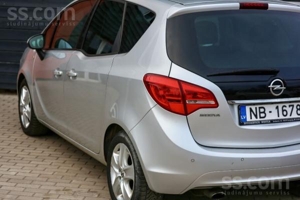 Opel Meriva 2012 Cēsis, ar dzinēja tilpumu 1.70 L un nobraukumu 220 tūkst. km par 2990 €, foto 4 vietnē AUTOMOTO.COM.LV
