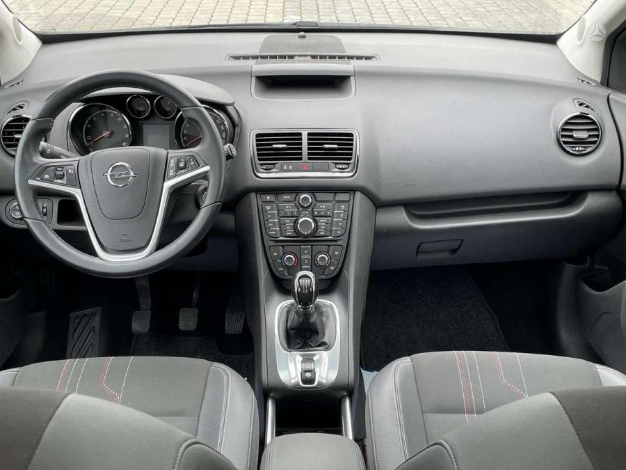 Opel Meriva 2012 in Raseiniai, with an engine capacity of 1.40 L and mileage of 200 thousand km for 2599 €, photo 17 on AUTOMOTO.COM.LV