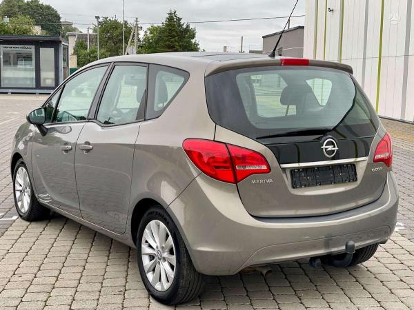 Opel Meriva 2012 in Raseiniai, with an engine capacity of 1.40 L and mileage of 200 thousand km for 2499 €, photo 7 on AUTOMOTO.COM.LV