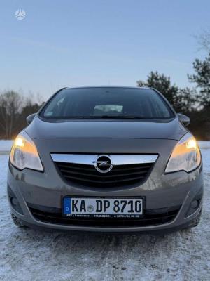 Opel Meriva 2013 in Utena, with an engine capacity of 1.40 L and mileage of 117 thousand km for 4650 €, photo 7 on AUTOMOTO.COM.LV