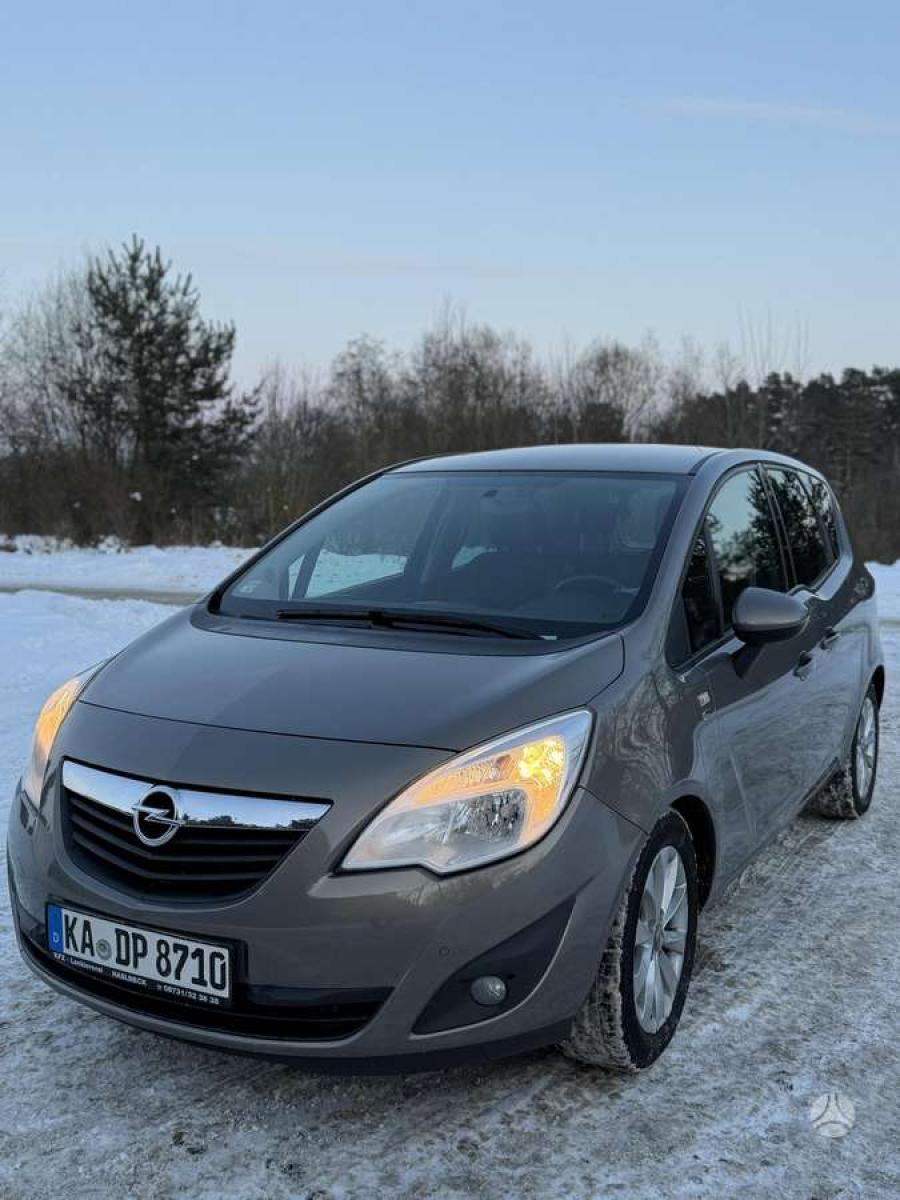 Opel Meriva 2013 in Utena, with an engine capacity of 1.40 L and mileage of 117 thousand km for 4650 €, photo 9 on AUTOMOTO.COM.LV