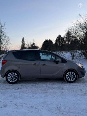 Opel Meriva 2013 in Utena, with an engine capacity of 1.40 L and mileage of 117 thousand km for 4650 €, photo 15 on AUTOMOTO.COM.LV