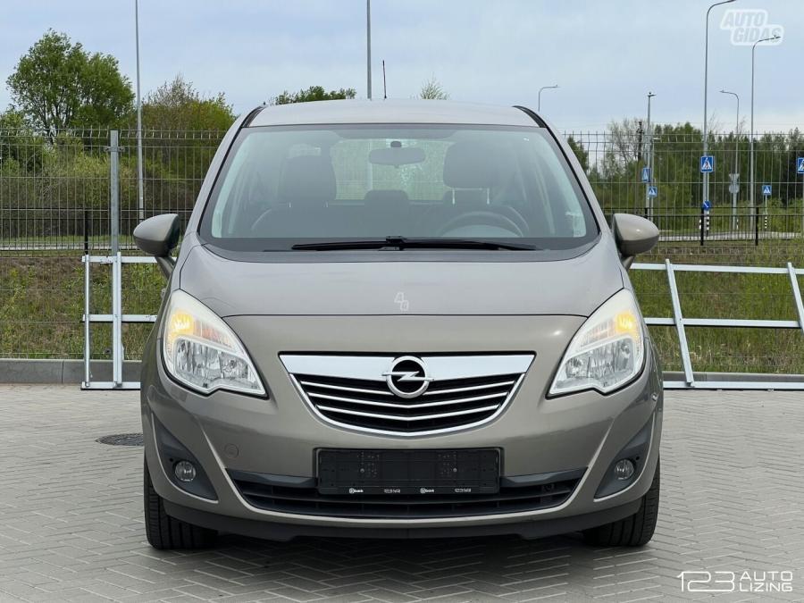 Opel Meriva 2013 in Taurage, with an engine capacity of 1.70 L and mileage of 213 thousand km for 3450 €, photo 4 on AUTOMOTO.COM.LV