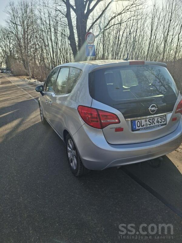 Opel Meriva 2013 Ogre, ar dzinēja tilpumu 1.40 L un nobraukumu 135 tūkst. km par 4150 €, foto 3 vietnē AUTOMOTO.COM.LV