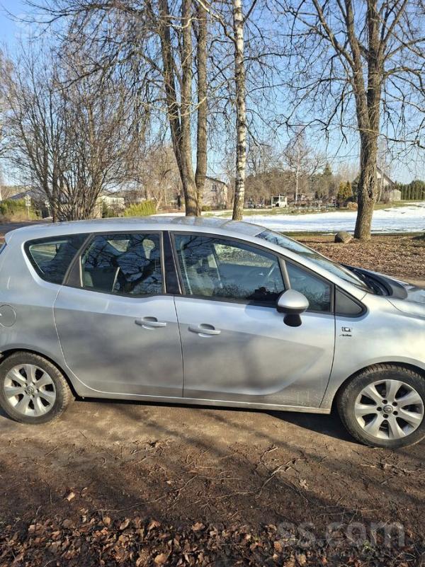 Opel Meriva 2013 Ogre, ar dzinēja tilpumu 1.40 L un nobraukumu 135 tūkst. km par 4150 €, foto 7 vietnē AUTOMOTO.COM.LV