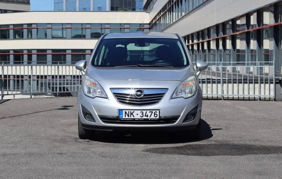 Opel Meriva 2013 Rīga, ar dzinēja tilpumu 1.70 L un nobraukumu 217 tūkst. km par 3280 €, foto 3 vietnē AUTOMOTO.COM.LV