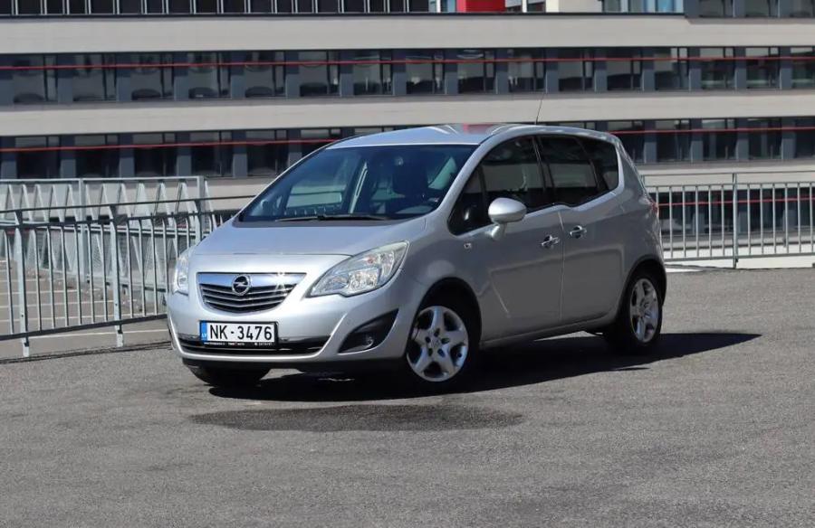 Opel Meriva 2013 Rīga, ar dzinēja tilpumu 1.70 L un nobraukumu 217 tūkst. km par 3280 €, foto 4 vietnē AUTOMOTO.COM.LV