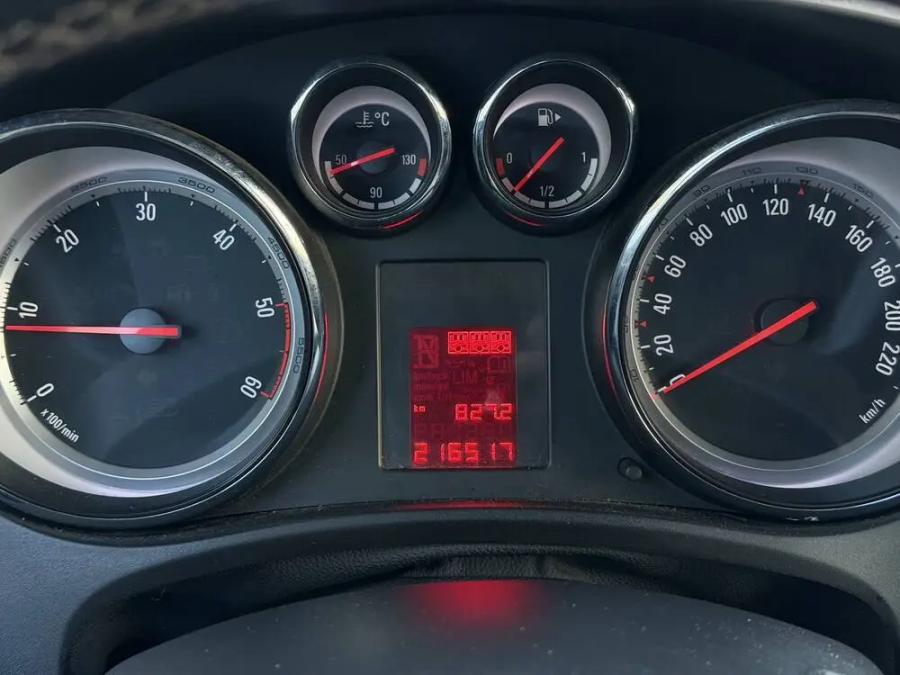 Opel Meriva 2013 Rīga, ar dzinēja tilpumu 1.70 L un nobraukumu 217 tūkst. km par 3280 €, foto 16 vietnē AUTOMOTO.COM.LV