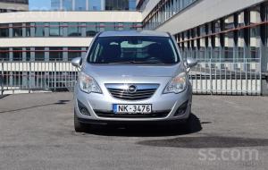 Opel Meriva 2013 in Riga, with an engine capacity of 1.70 L and mileage of 217 thousand km for 2980 €, photo 3 on AUTOMOTO.COM.LV
