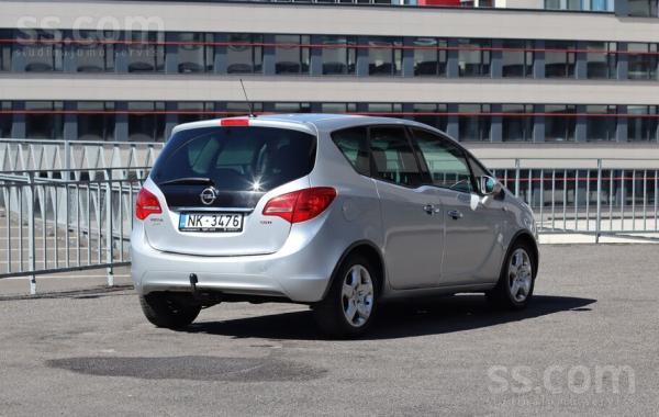 Opel Meriva 2013 in Riga, with an engine capacity of 1.70 L and mileage of 217 thousand km for 2980 €, photo 6 on AUTOMOTO.COM.LV
