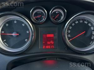 Opel Meriva 2013 in Riga, with an engine capacity of 1.70 L and mileage of 217 thousand km for 2980 €, photo 16 on AUTOMOTO.COM.LV