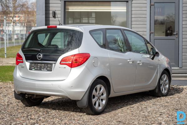 Opel Meriva 2015 in Liepaja, with an engine capacity of 1.60 L and mileage of 255 thousand km for 4900 €, photo 4 on AUTOMOTO.COM.LV