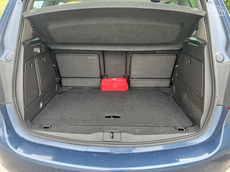 Opel Meriva 2015 in Klaipeda, with an engine capacity of 1.40 L and mileage of 139 thousand km for 5900 €, photo 14 on AUTOMOTO.COM.LV
