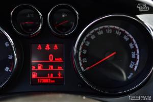 Opel Meriva 2016 Kretinga, ar dzinēja tilpumu 1.40 L un nobraukumu 174 tūkst. km par 5999 €, foto 19 vietnē AUTOMOTO.COM.LV