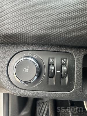 Opel Meriva 2016 Cēsis, ar dzinēja tilpumu 1.60 L un nobraukumu 0 tūkst. km par 5950 €, foto 11 vietnē AUTOMOTO.COM.LV