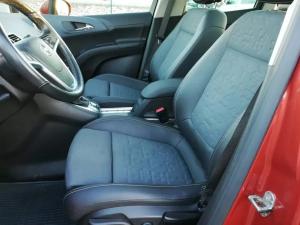 Orange Opel Meriva 2012 in Saldus, with an engine capacity of 1.70 L and mileage of 250 thousand km for 4990 €, photo 8 on AUTOMOTO.COM.LV