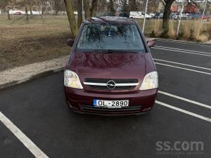 Красный Опель Мерива 2005 в Рига, объемом двигателя 1.60 л и пробегом 103 тыс. км за 1950 €, фото  на AUTOMOTO.COM.LV