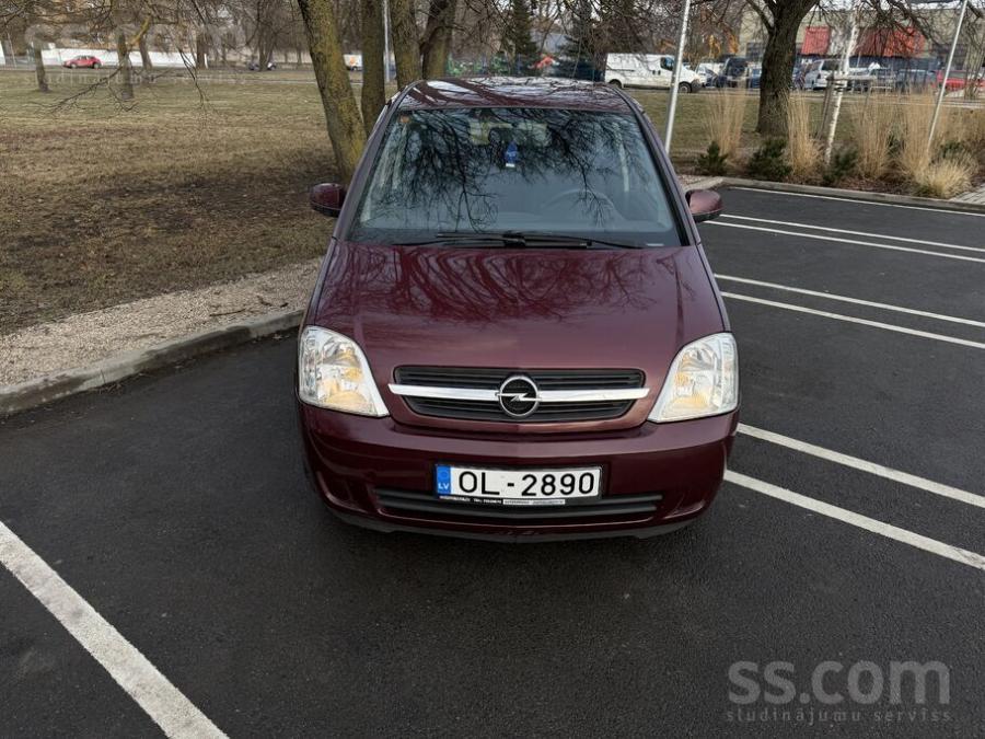 Красный Опель Мерива 2005 в Рига, объемом двигателя 1.60 л и пробегом 103 тыс. км за 1950 €, фото 1 на AUTOMOTO.COM.LV
