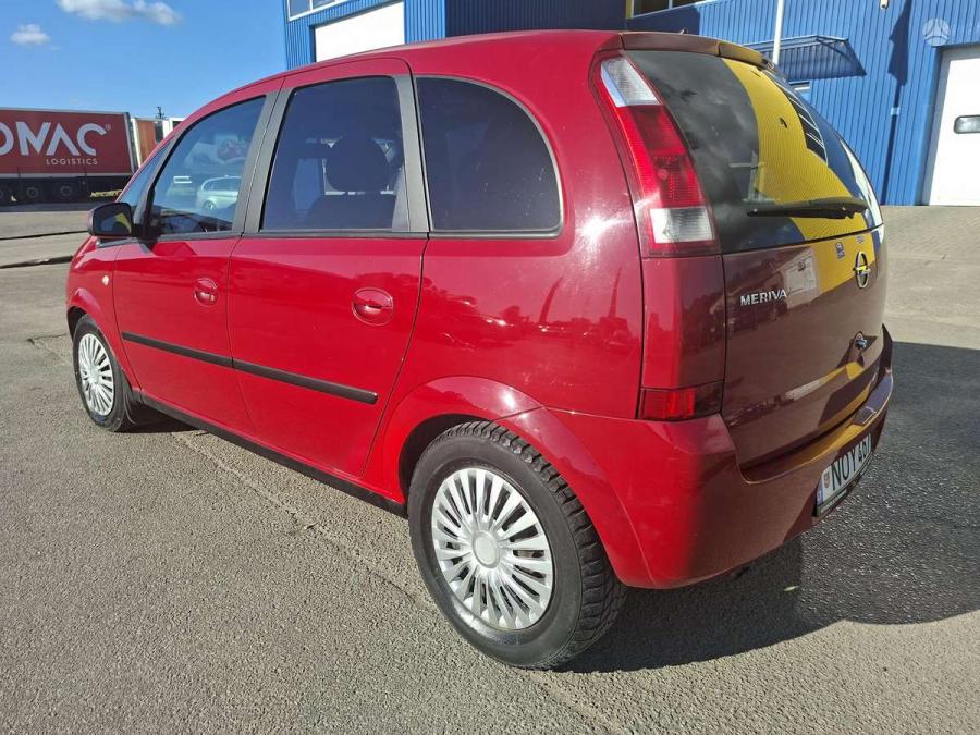Sarkans Opel Meriva 2005 Plungė, ar dzinēja tilpumu 1.36 L un nobraukumu 125 tūkst. km par 850 €, foto 11 vietnē AUTOMOTO.COM.LV