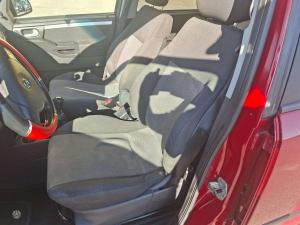 Sarkans Opel Meriva 2005 Plungė, ar dzinēja tilpumu 1.36 L un nobraukumu 125 tūkst. km par 850 €, foto 16 vietnē AUTOMOTO.COM.LV