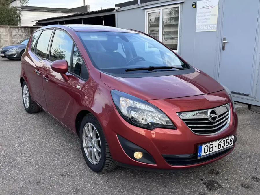 Red Opel Meriva 2013 in Daugavpils, with an engine capacity of 1.40 L and mileage of 113 thousand km for 5900 €, photo 1 on AUTOMOTO.COM.LV