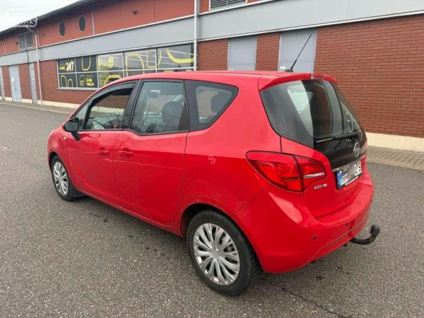Sarkans Opel Meriva 2010 Viļņa, ar dzinēja tilpumu 1.70 L un nobraukumu 208 tūkst. km par 850 €, foto 4 vietnē AUTOMOTO.COM.LV