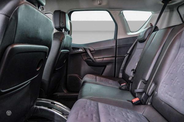 Sarkans Opel Meriva 2013 Kauņa, ar dzinēja tilpumu 1.70 L un nobraukumu 294 tūkst. km par 4790 €, foto 10 vietnē AUTOMOTO.COM.LV