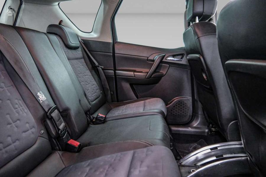 Sarkans Opel Meriva 2013 Kauņa, ar dzinēja tilpumu 1.70 L un nobraukumu 294 tūkst. km par 4790 €, foto 14 vietnē AUTOMOTO.COM.LV