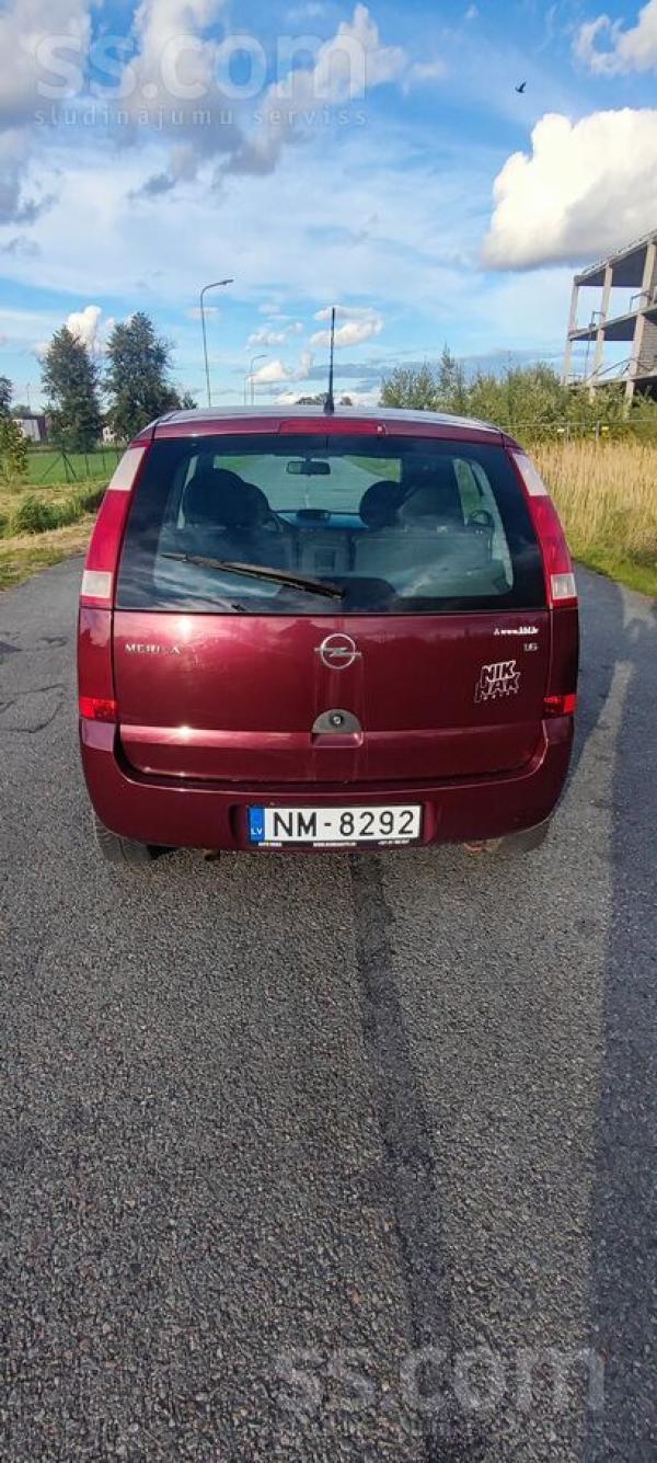 Опель Мерива 2004 в Елгава на AUTOMOTO.COM.LV Красный Опель Мерива 2004 в Елгава, объемом двигателя 1.60 л и пробегом 275 тыс. км за 950 €, фото 4 на AUTOMOTO.COM.LV
