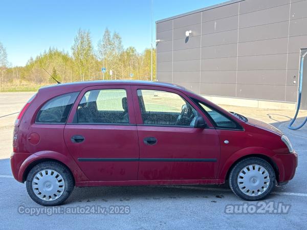 Red Opel Meriva 2005 in Rapla, with an engine capacity of 1.40 L and mileage of 220 thousand km for 650 €, photo 2 on AUTOMOTO.COM.LV