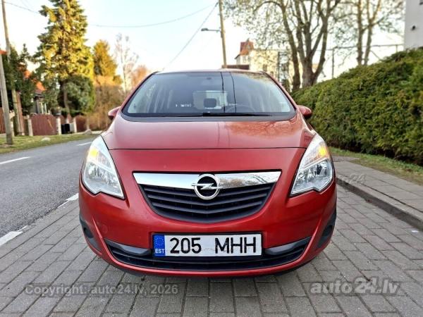 Red Opel Meriva 2012 in Tallinn, with an engine capacity of 1.40 L and mileage of 185 thousand km for 2200 €, photo 2 on AUTOMOTO.COM.LV