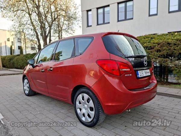 Red Opel Meriva 2012 in Tallinn, with an engine capacity of 1.40 L and mileage of 185 thousand km for 2200 €, photo 7 on AUTOMOTO.COM.LV