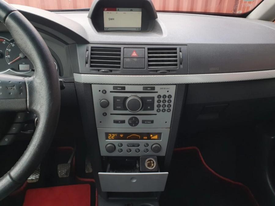 Opel Meriva 2006 Rīga, ar dzinēja tilpumu 1.70 L un nobraukumu 236 tūkst. km par 3550 €, foto 10 vietnē AUTOMOTO.COM.LV