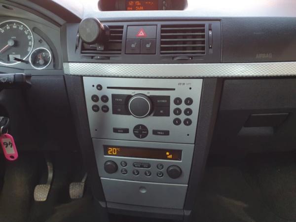 Opel Meriva 2007 in Riga, with an engine capacity of 1.70 L and mileage of 214 thousand km for 3650 €, photo 9 on AUTOMOTO.COM.LV